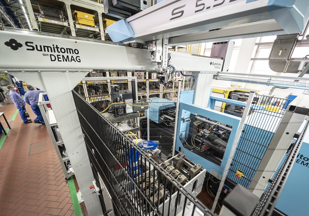 Sumitomo (SHI) Demag a BASF vyvíjejí novou výrobní buňku pro vysoce ...